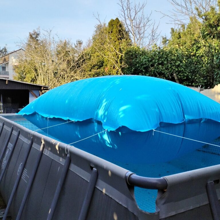 XXL Poolkissen Eckig - Winterfester Pool - CoverMio